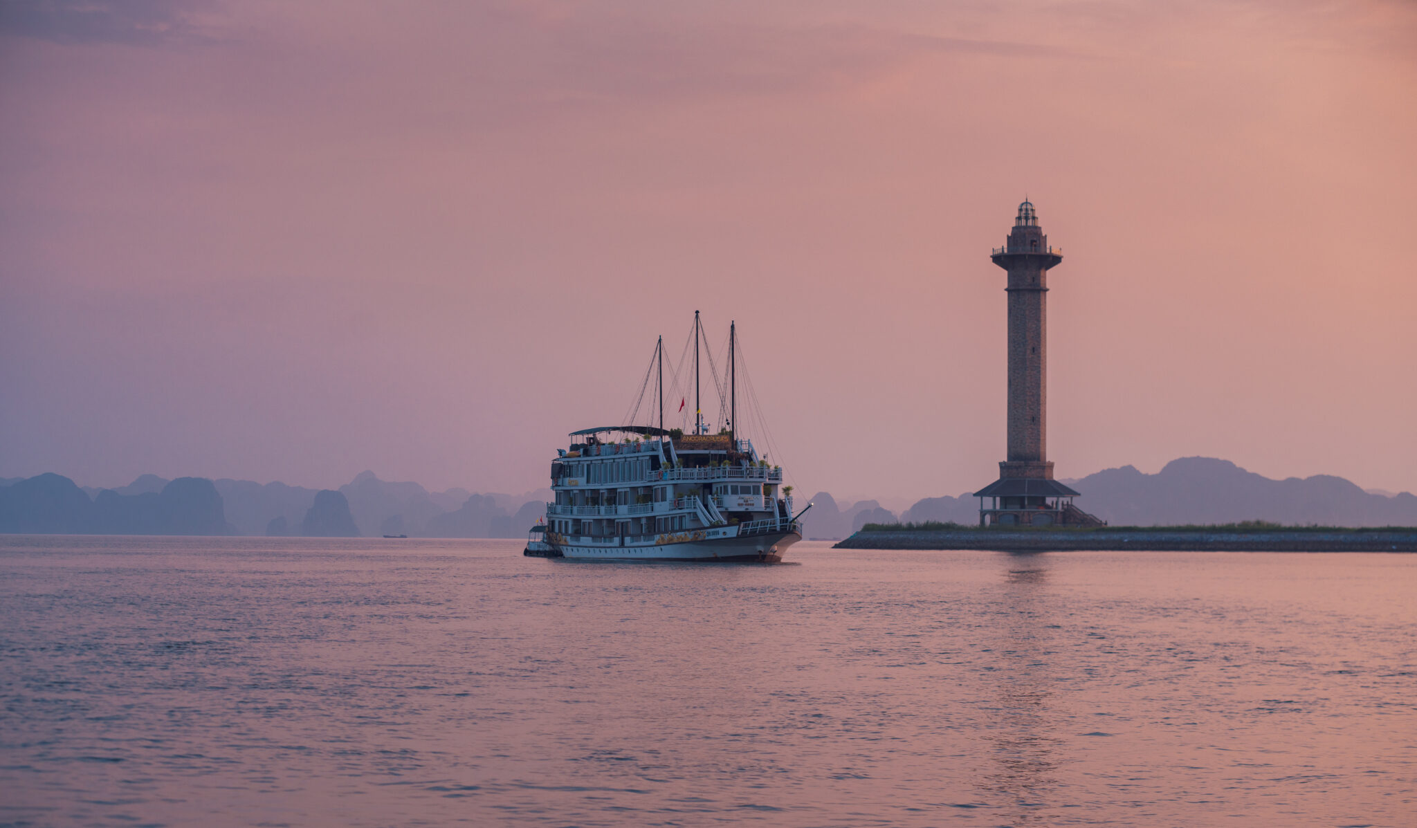 Quang Ninh’s Tourism Signature at the 22nd Ho Chi Minh City Tourism ...